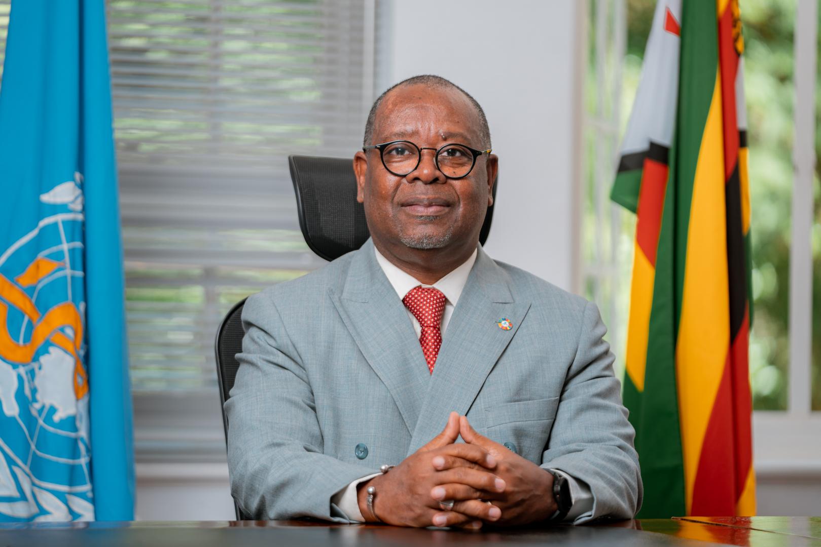 WHO Zimbabwe's Professor Dangou meets with VP Chiwenga | WHO | Regional ...